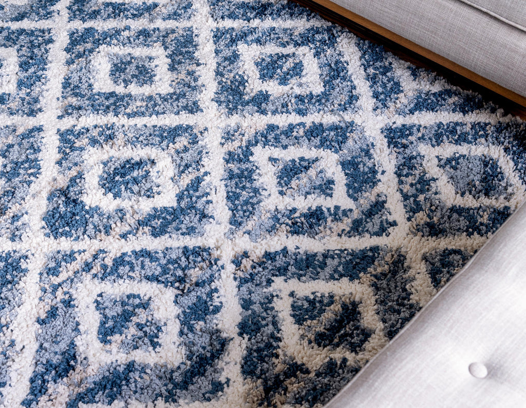Roderick - Diamond Pattern Shaggy Rug – Warmly