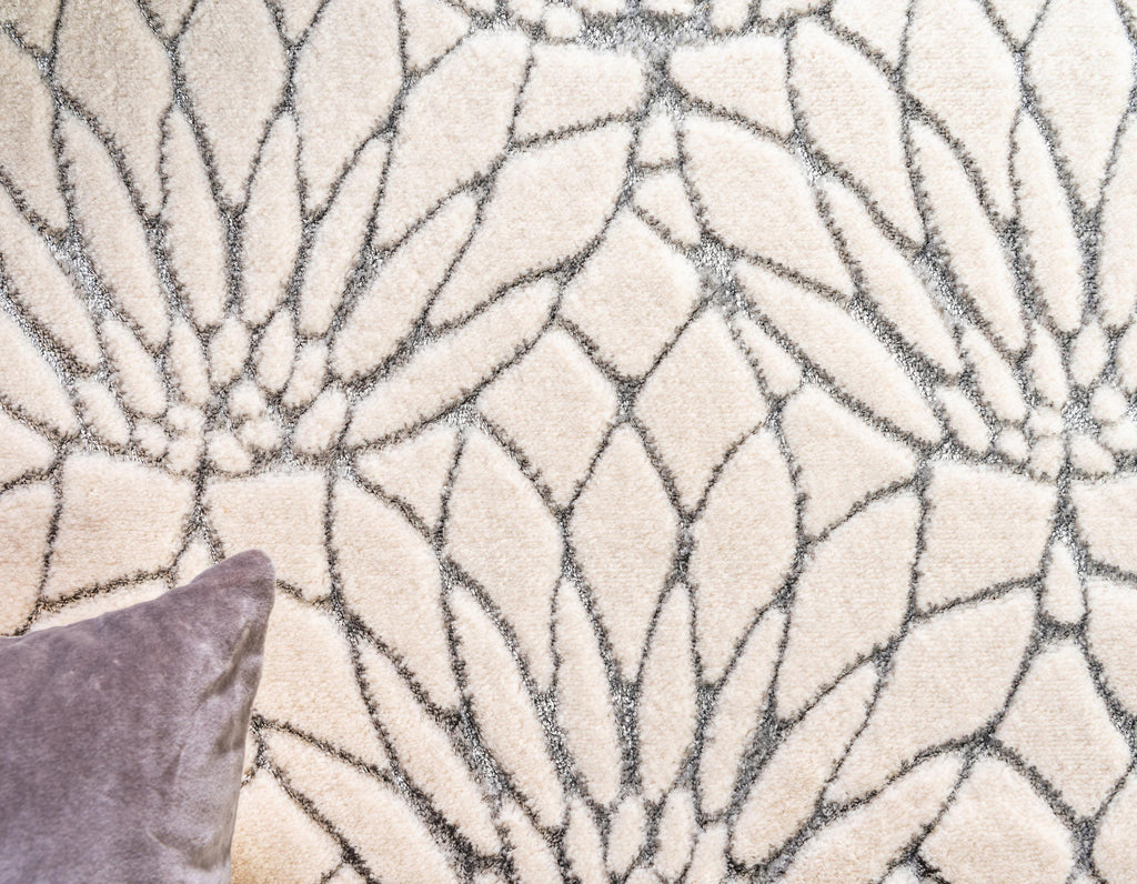 Ellison - Lotus Flower Pattern Luxury Rug – Warmly
