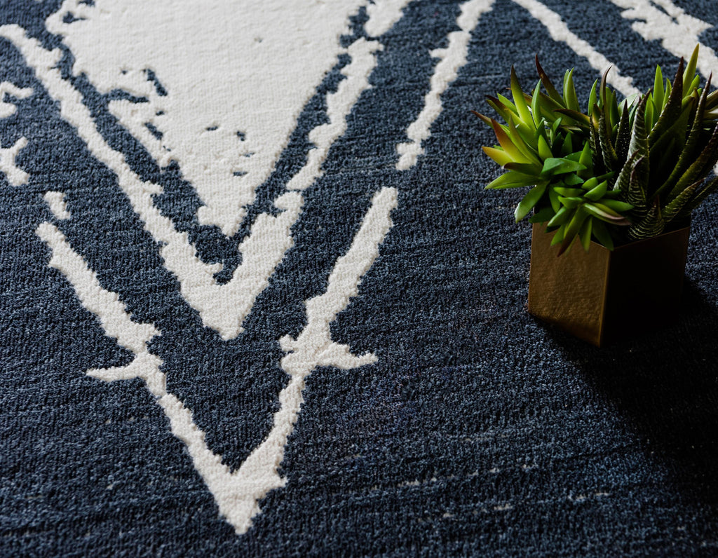 Jakobe - Faded Diamond Pattern Area Rug – Warmly