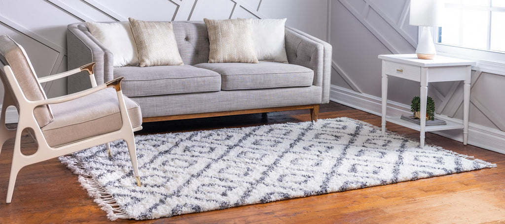 Roderick - Diamond Pattern Shaggy Rug – Warmly