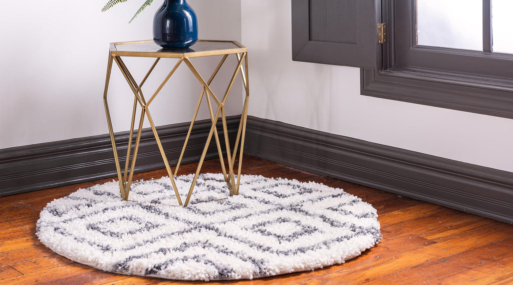 Roderick - Diamond Pattern Shaggy Rug – Warmly
