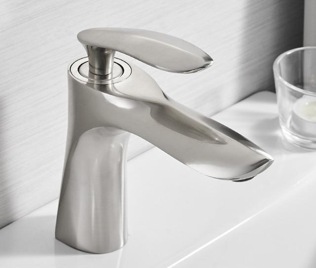Luxury Modern Basin Faucet – Warmly